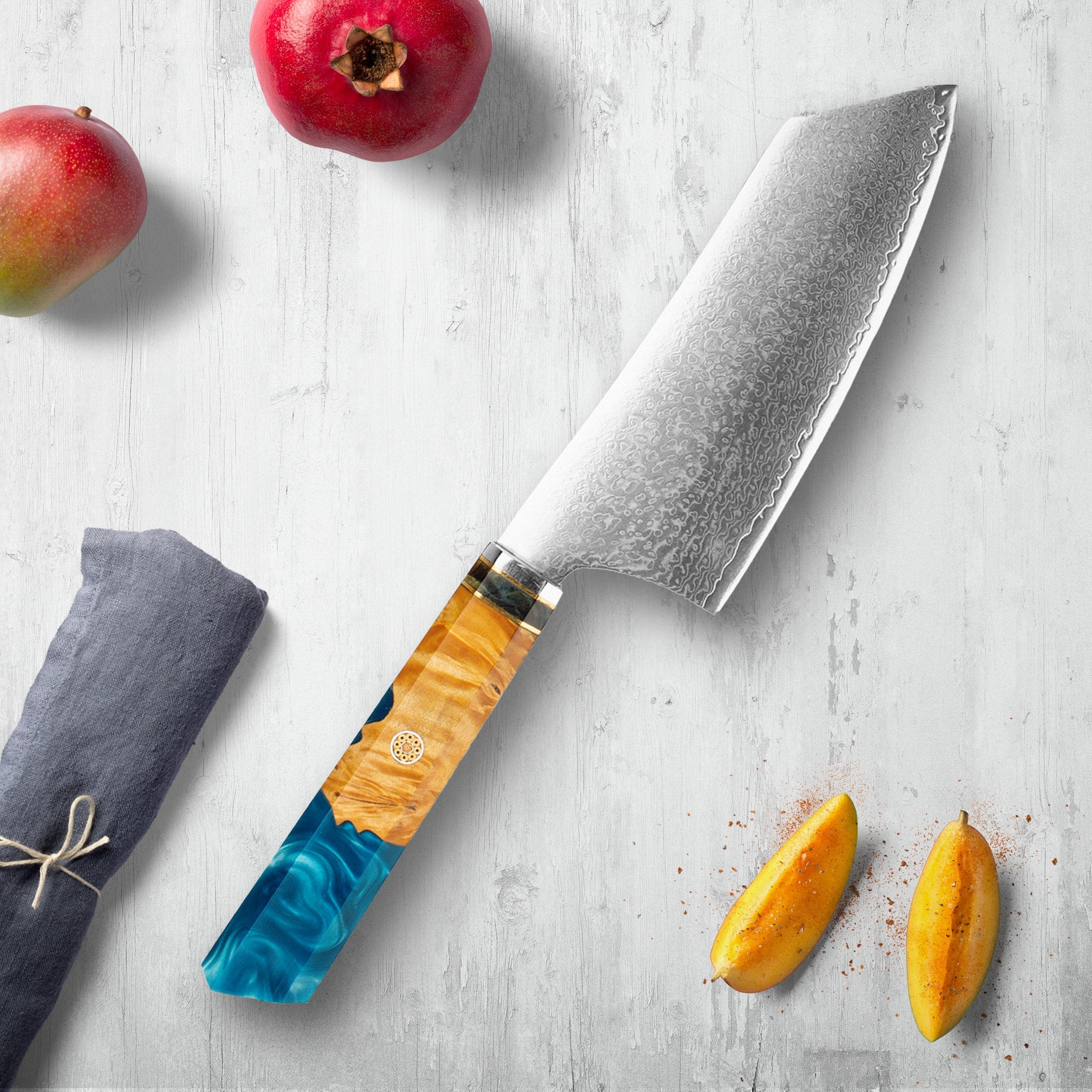 Makito Damascus Knife – 67-Layer VG10, Blue Resin Handle – santokuknives
